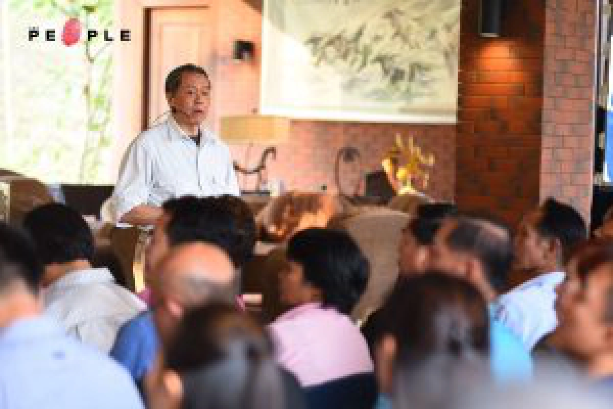 บัณฑูร ล่ำซำ: ชุบชีวิตป่าน่านเพื่อชุมชนที่ยั่งยืนด้วยโครงการ Nan Sandbox