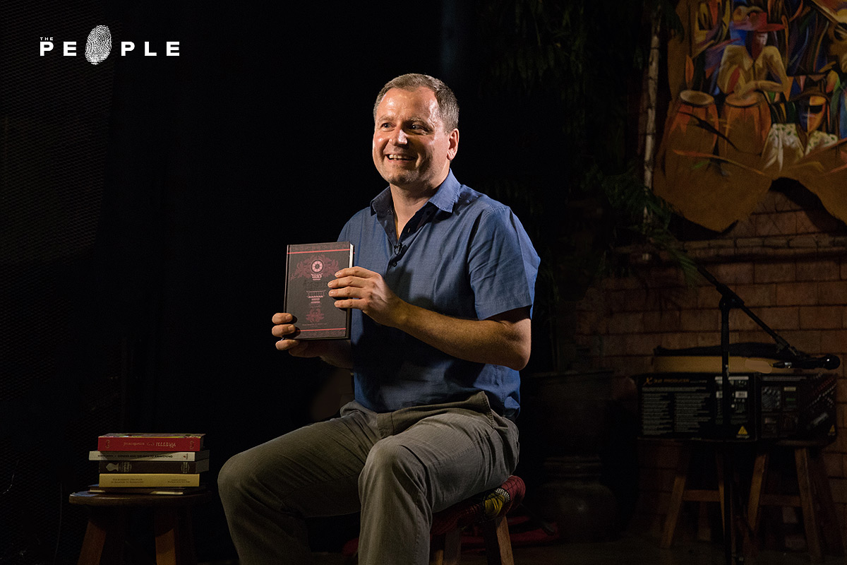 สัมภาษณ์ มาร์ติน ซีเกอร์ อ.ชาวเยอรมัน ผู้ศึกษาบทบาทของหญิงไทยในศาสนาพุทธ