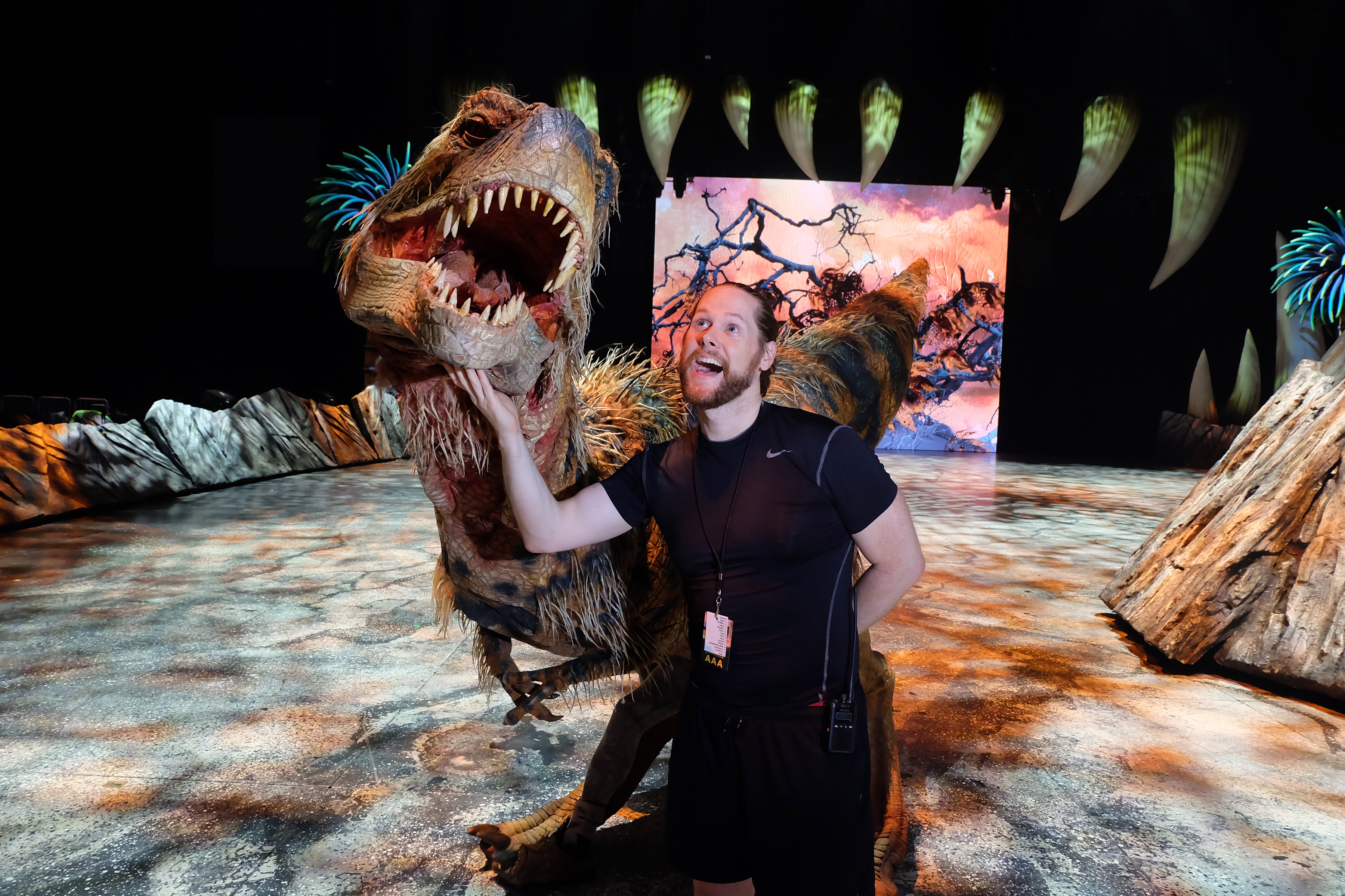 เบื้องหลังการคืนชีพ "ไดโนเสาร์" จากโชว์ “Walking with Dinosaurs”
